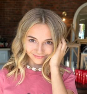 Kayla Davis - Biography Line