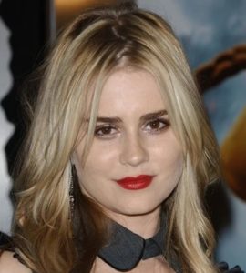 Alison Lohman - Biography Line